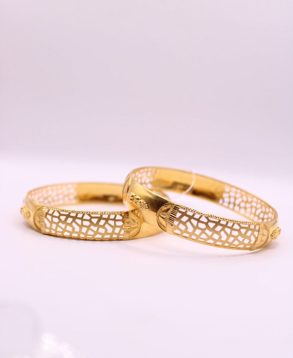 Aurum Opulence Gold Bangles – Sheth Jewellers